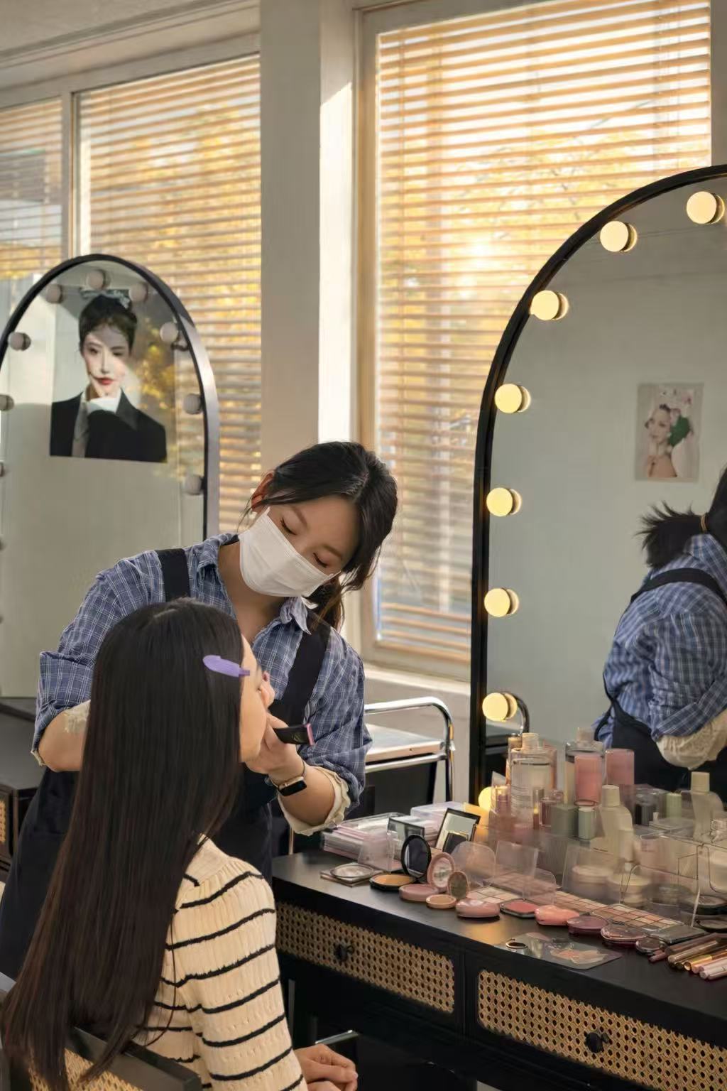 [Seoul] Gyeongbokgung Hanbok Makeup - DeKo Signature K-Makeup & Simple ...